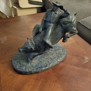 Austin Productions | Other | 979 Austin Productions Chalkware Bull ...